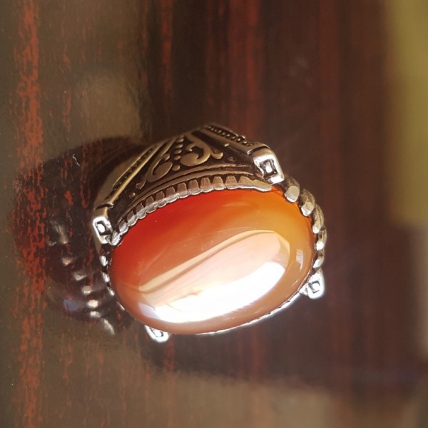 Buy Silver Mens Ring With Natural Aqeeq online in Pakistan | Buyon.pk