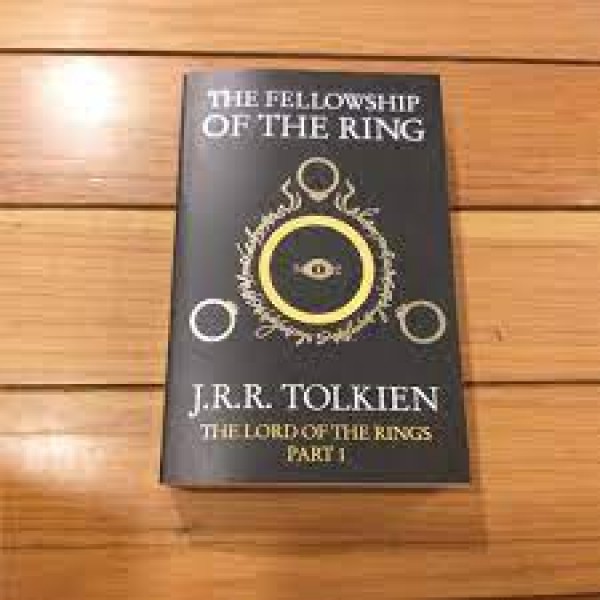 The Fellowship Of The Ring (The Lord Of The Rings, Book 1) By J. R. R ...